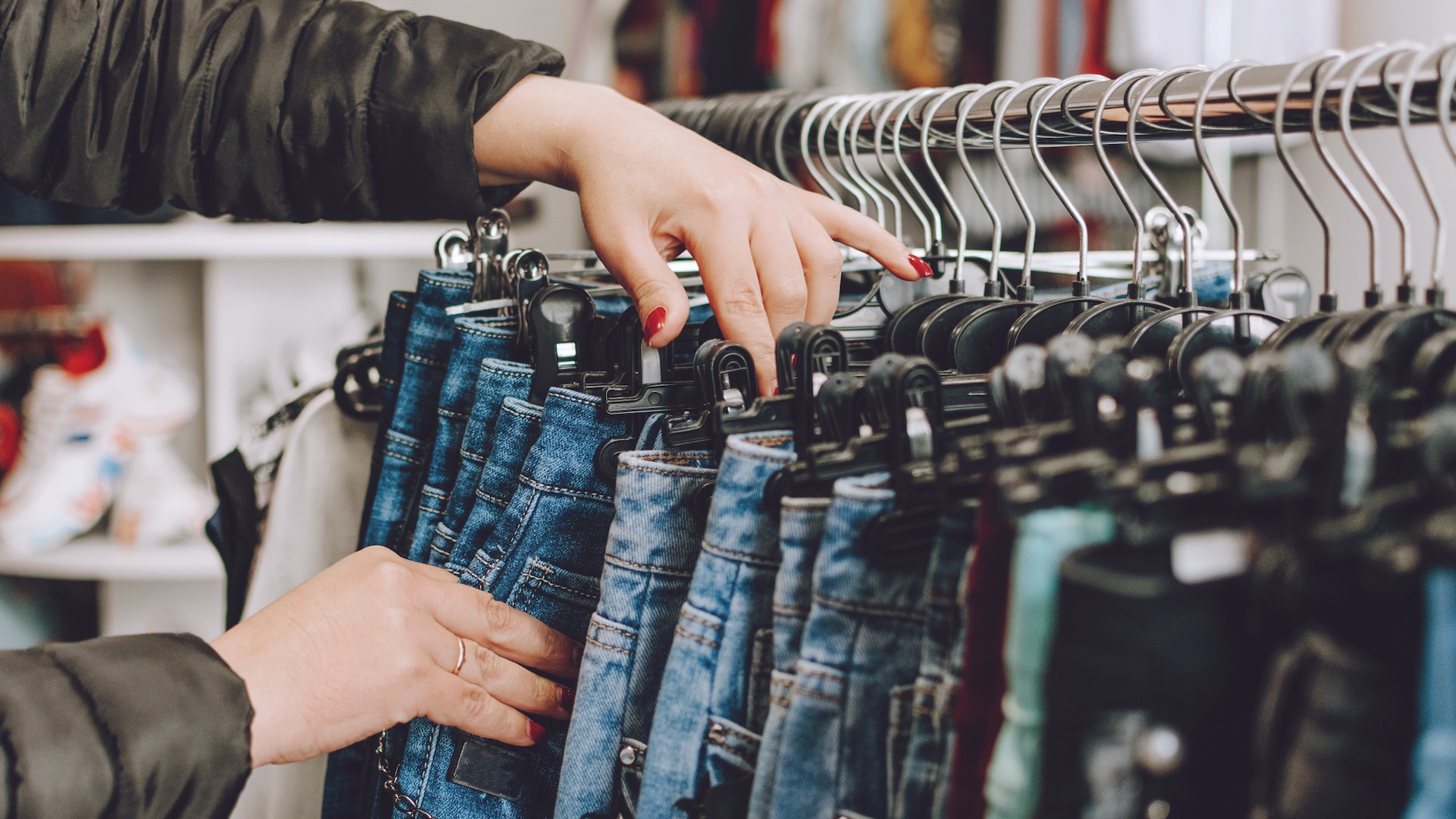 L'Europa chiede una moda sostenibile. Ma cresce l'ultra-fast fashion